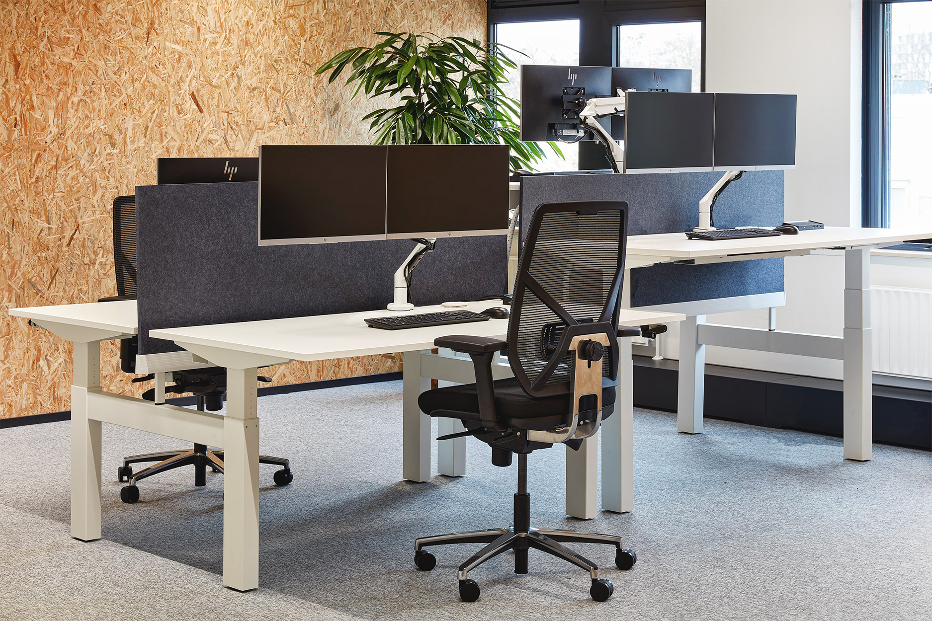 Kantoormeubilair huren | Alvero